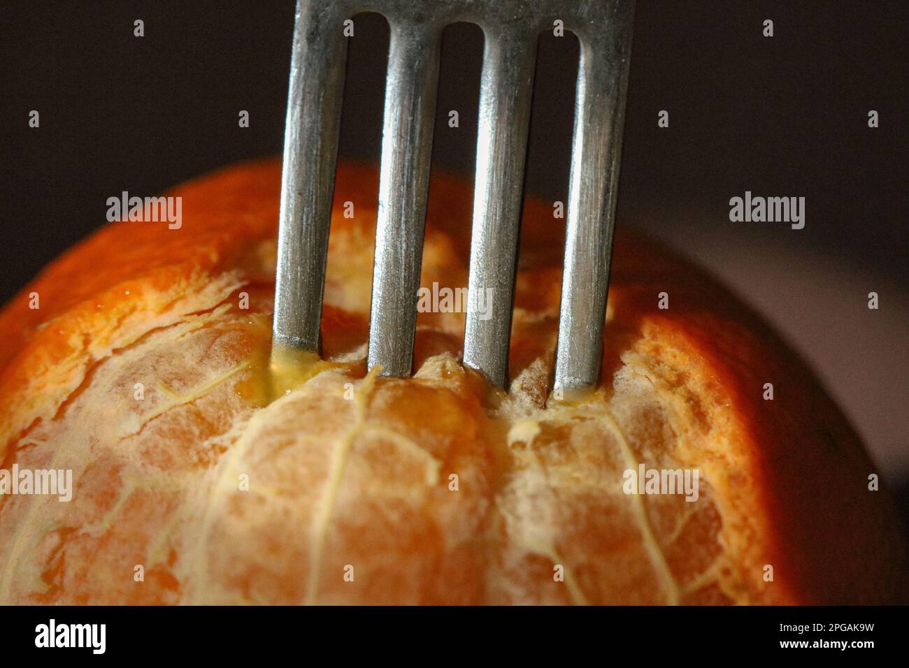 Metal fork fresh food hi-res stock photography and images - Alamy