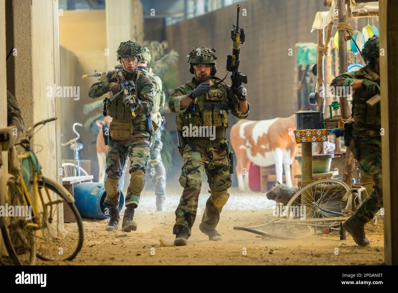 Dutch Marines with Marine Squadron Carib, Netherlands Marine Corps ...