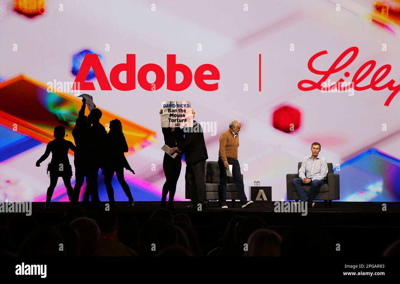 Adobe ceo shantany narayan and eli lilly ceo accosted onstage hi-res ...