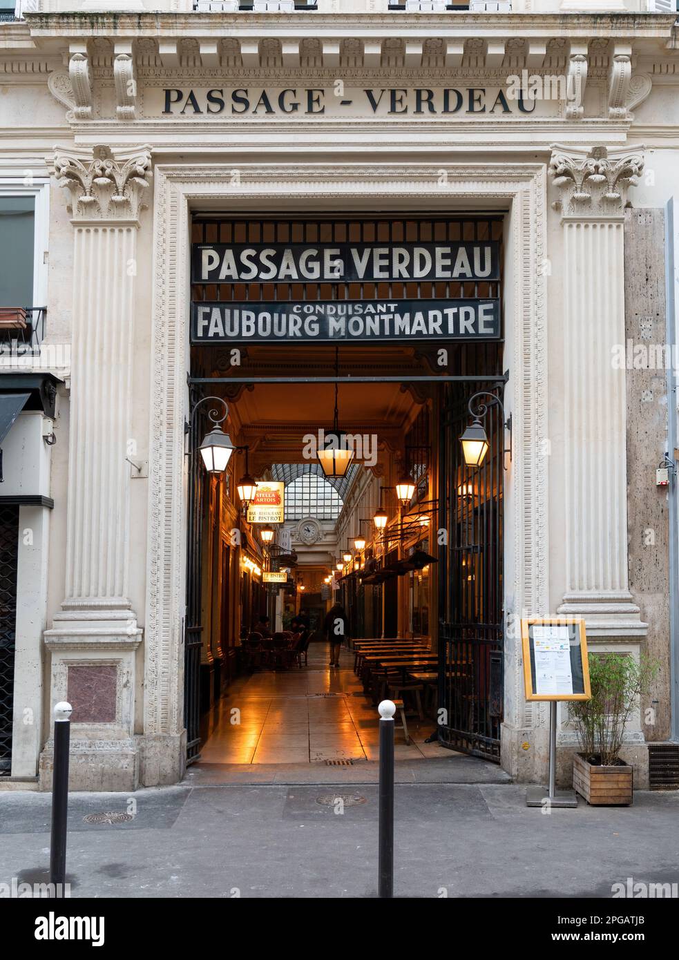 Entrance to Passage Verdeau in Paris, France Stock Photo - Alamy