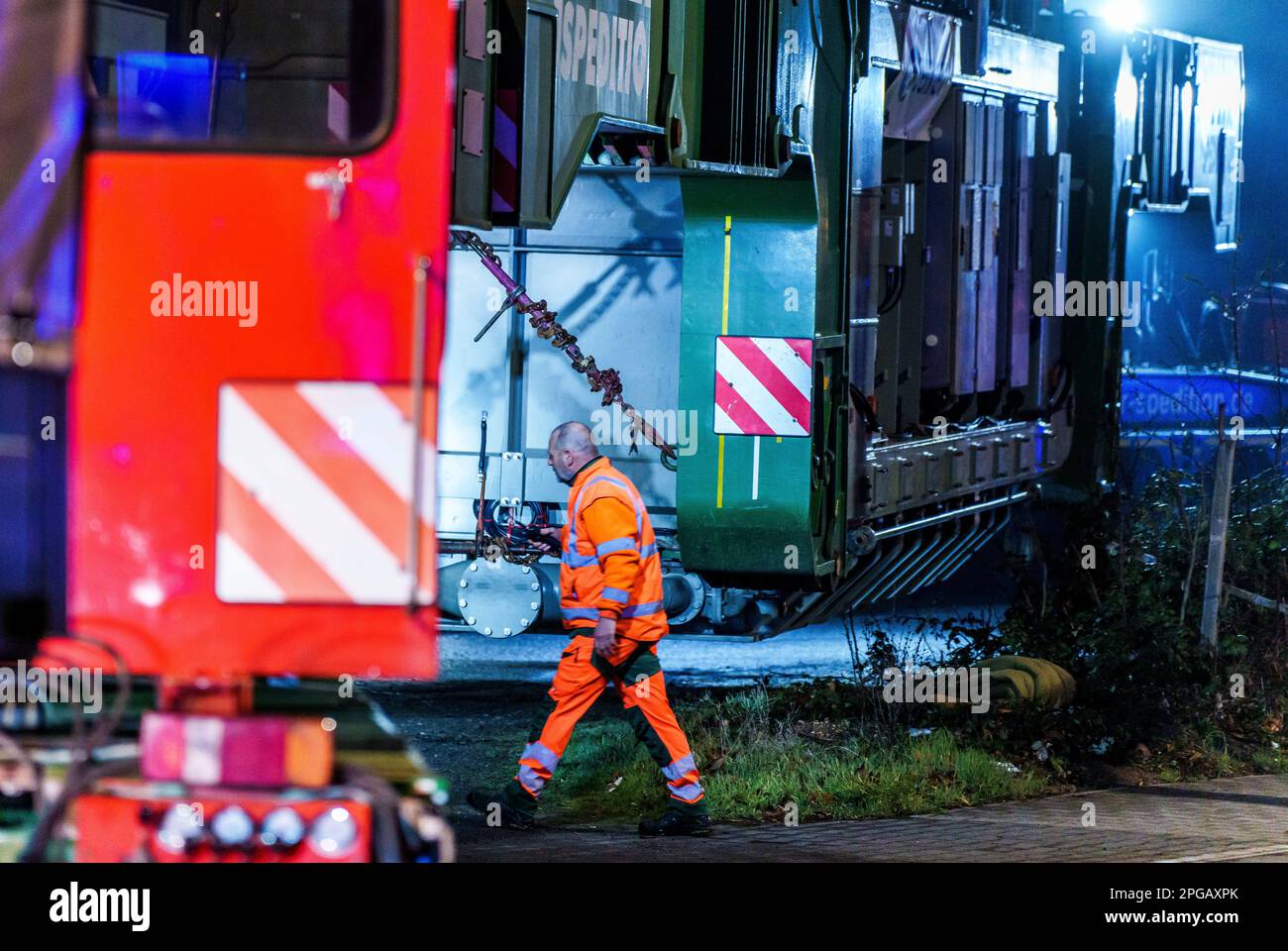 9 meters long hi-res stock photography and images - Alamy