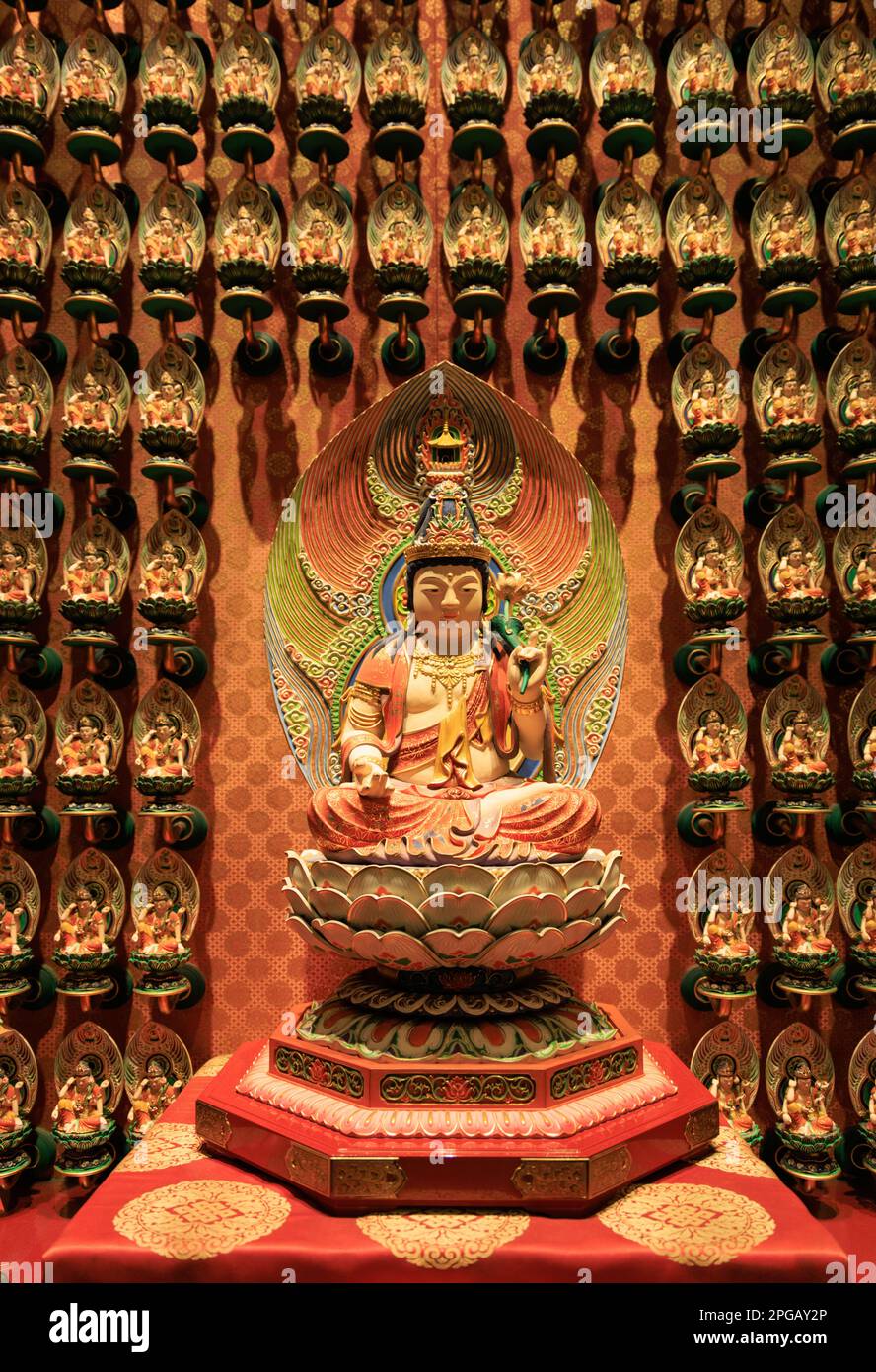 Buddha Tooth Relic Temple, Singapore Stock Photo - Alamy