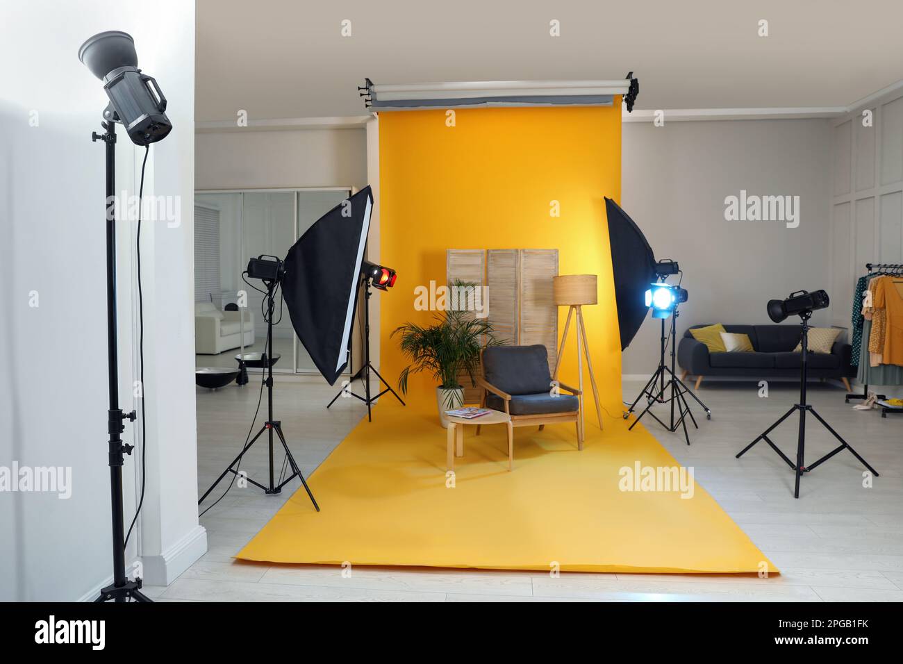 Professional photo magazine hi-res stock photography and images - Alamy