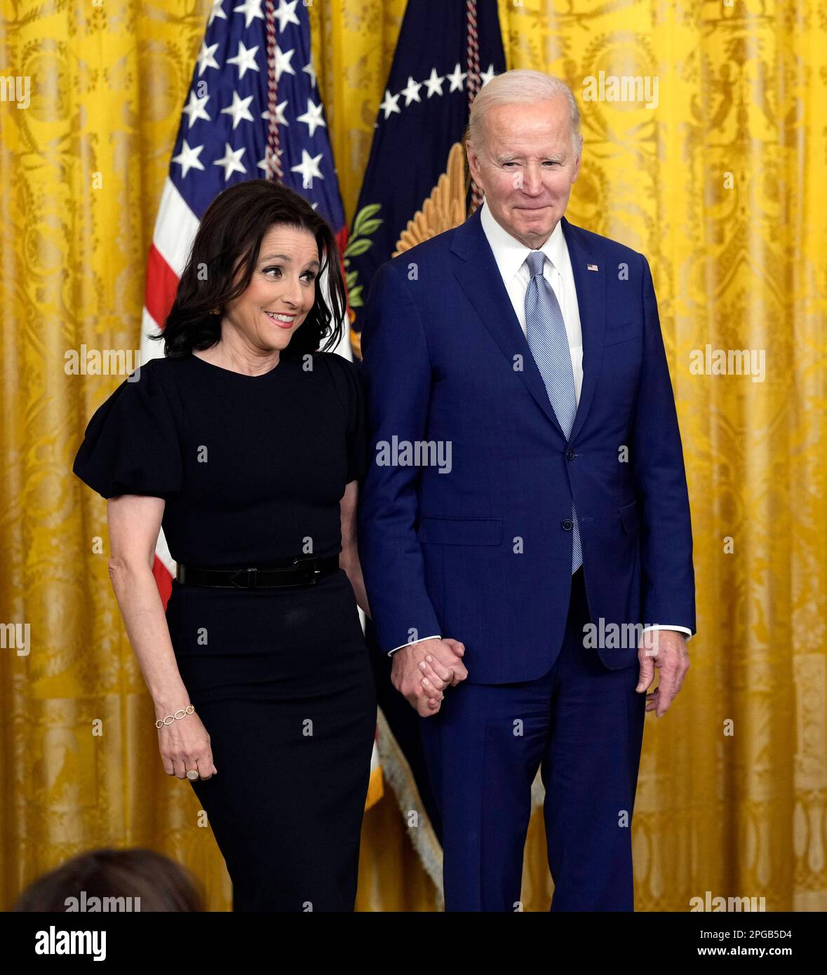 President Joe Biden presents the 2021 National Medal of the Arts to ...