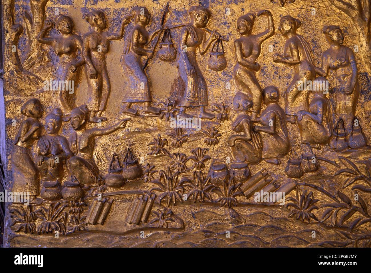 Gilded relief, scenes from the Vessantara Jataka, Vat Mai ...