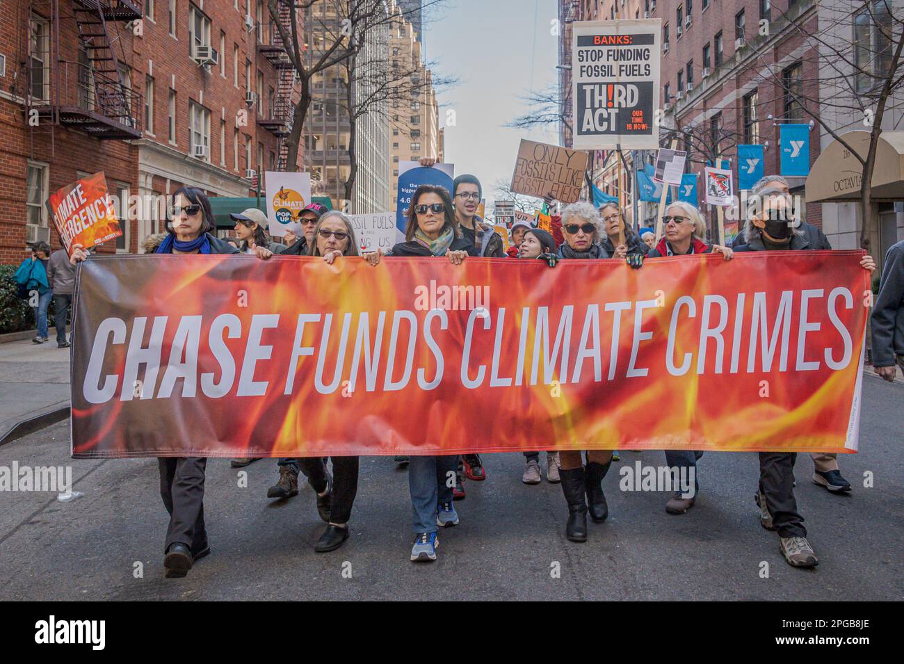 Anti consumerism hi-res stock photography and images - Alamy