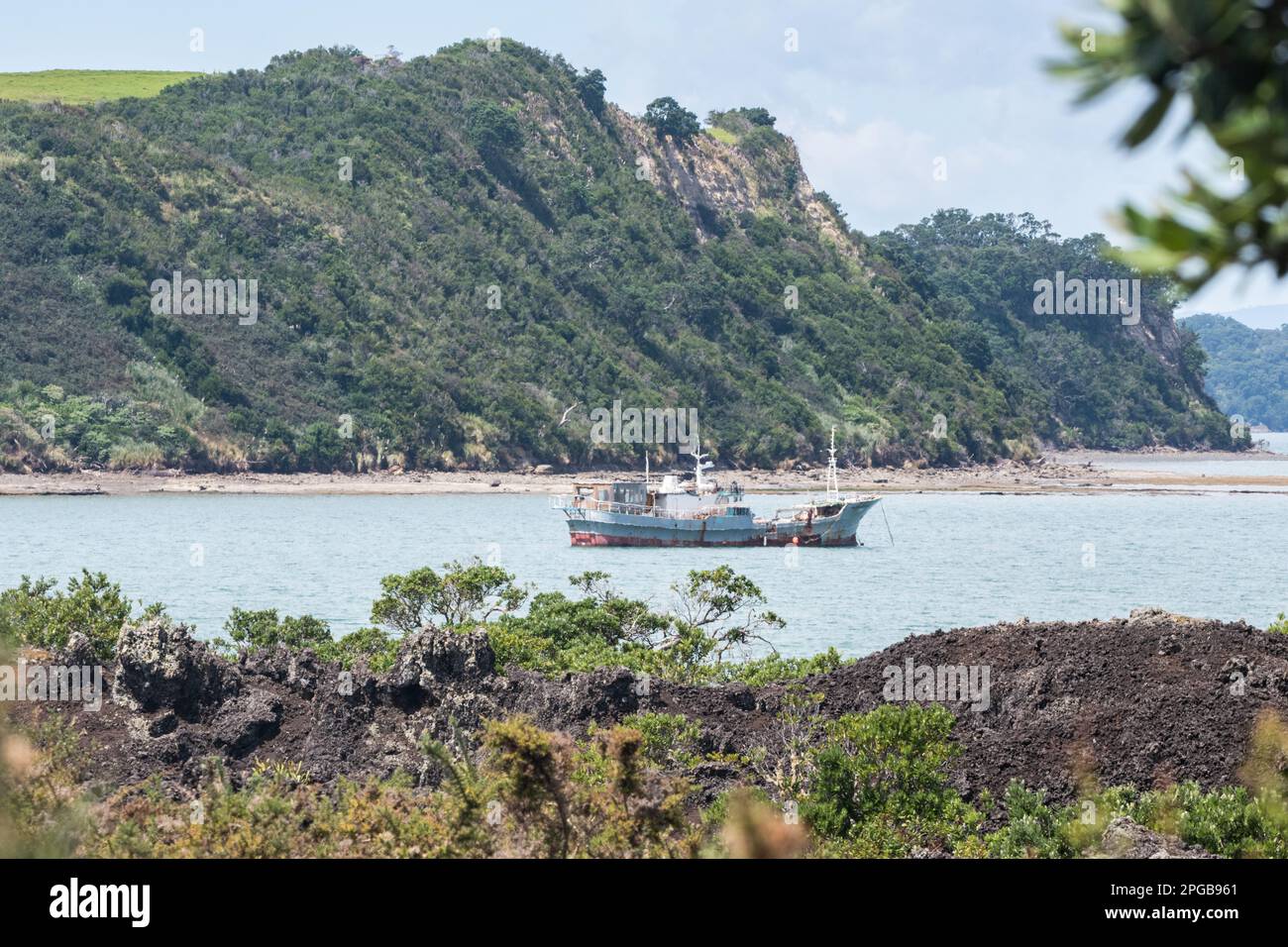 A ship in Islington bay between Rangitoto and Motutapu island, as seen ...