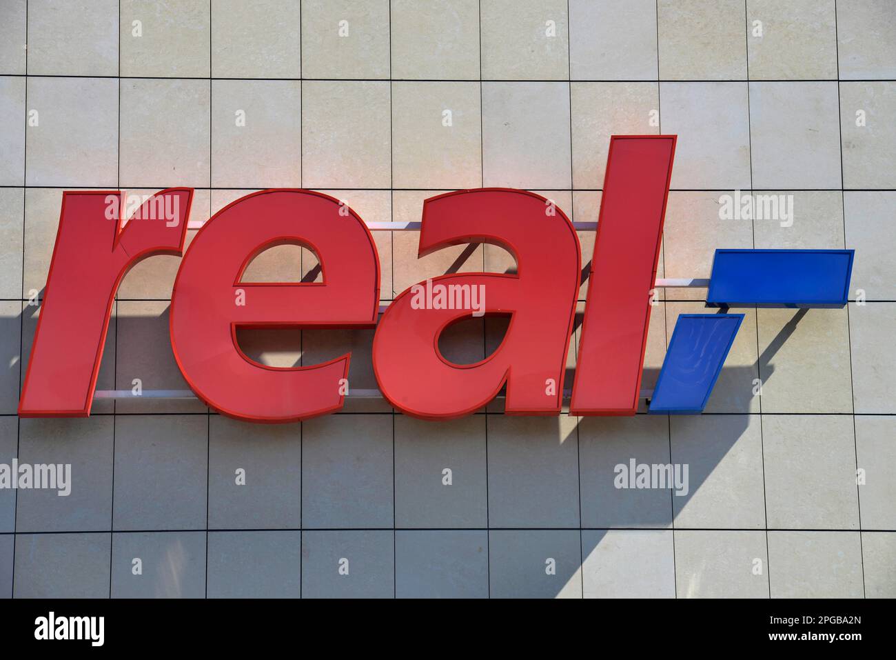 Real Markt, Spandau-Arcaden, Klosterstrasse, Spandau, Berlin, Germany ...