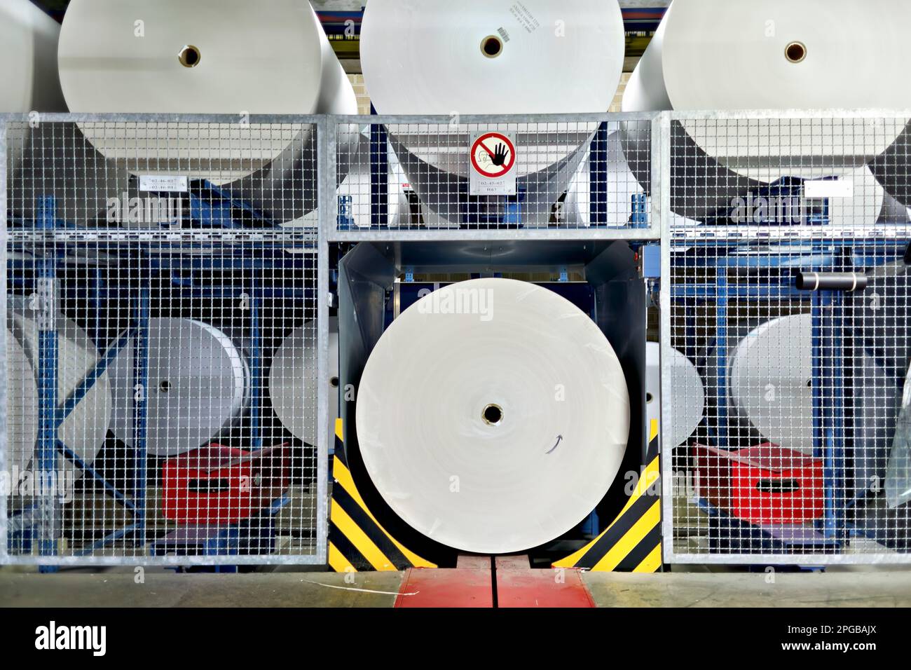 Large-scale printing plant: Paper warehouse Stuttgart, Baden ...