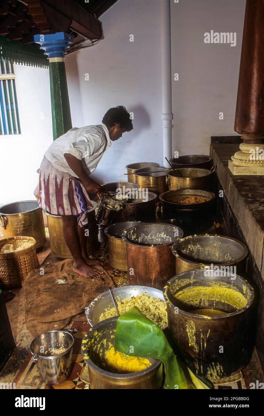 Food is ready to serve; Nattukottai chettiar; Nagarathar wedding, Tamil ...