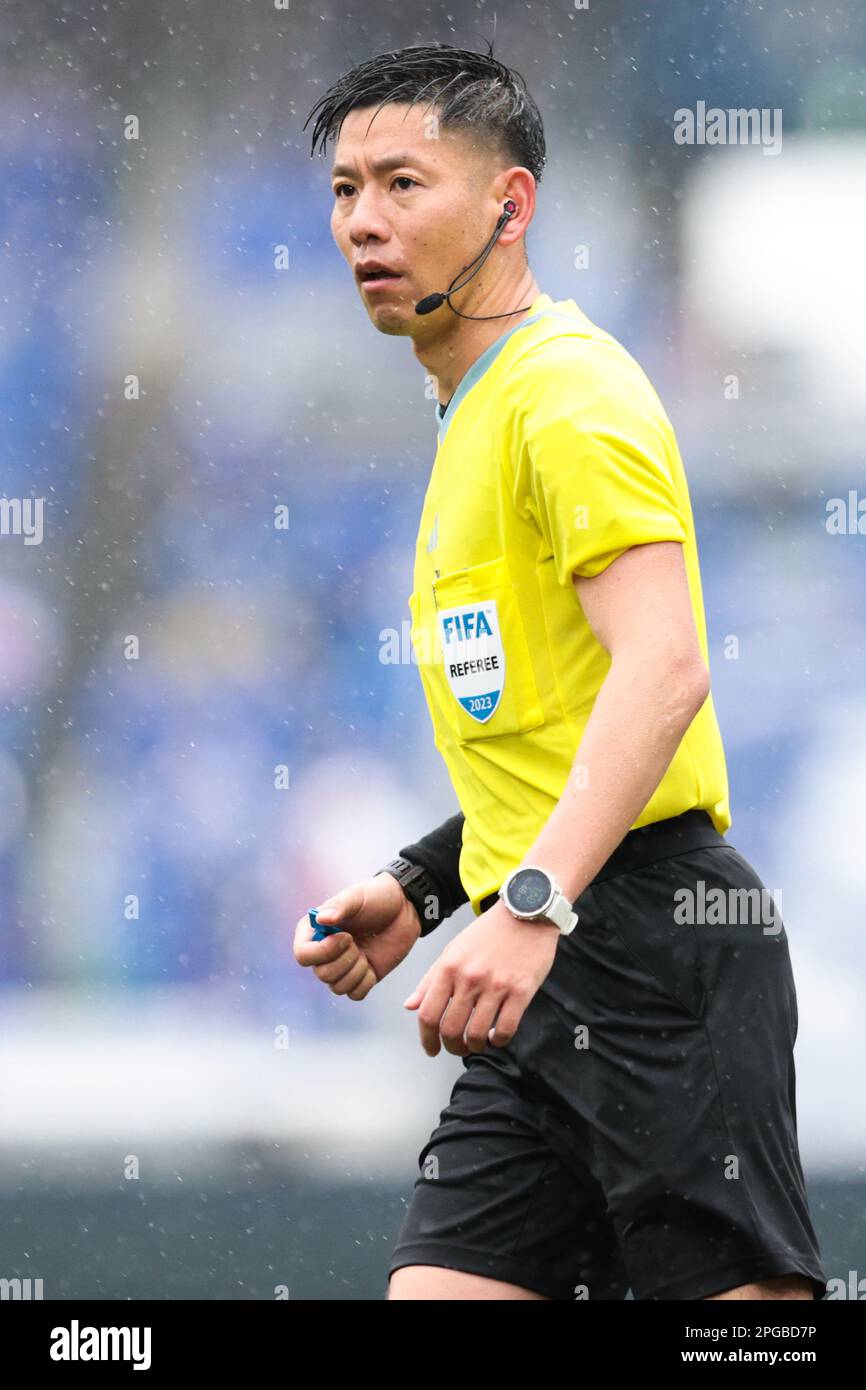 Kanagawa, Japan. 18th Mar, 2023. Ryo Tanimoto (Referee) Football/Soccer : 2023 J1 League match ...