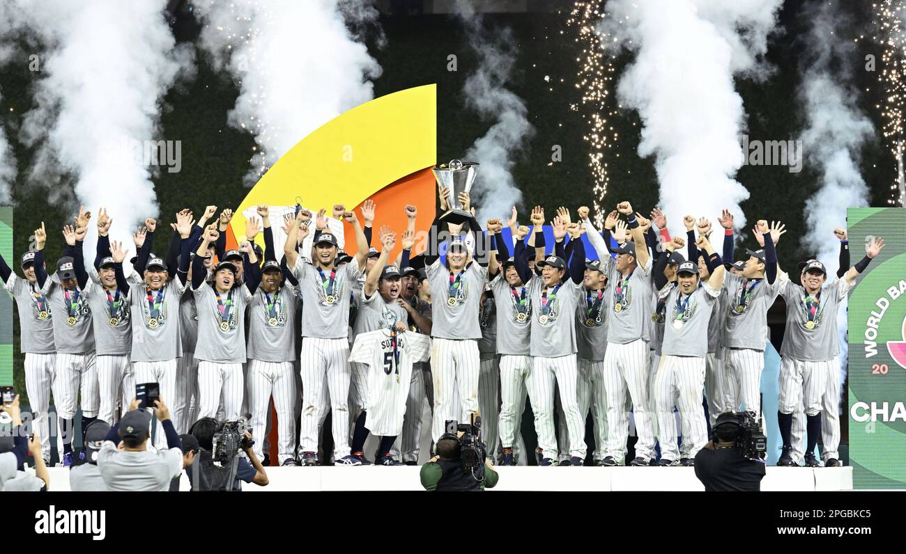Shohei Ohtani (hoisting trophy) and Japan teammates celebrate their ...