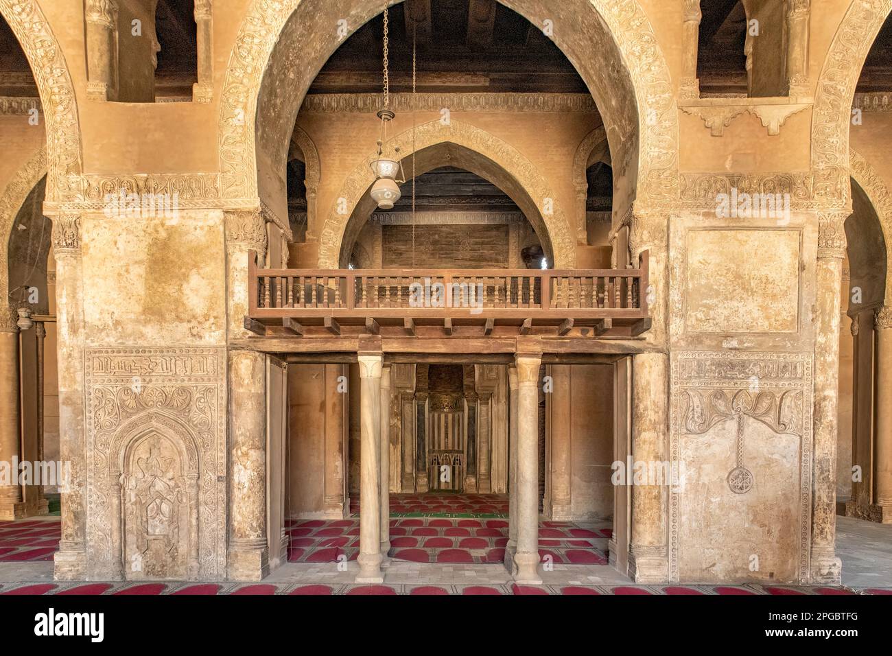 Inside the Mosque of Ahmed Ibn Tulun, Cairo, Egypt Stock Photo - Alamy