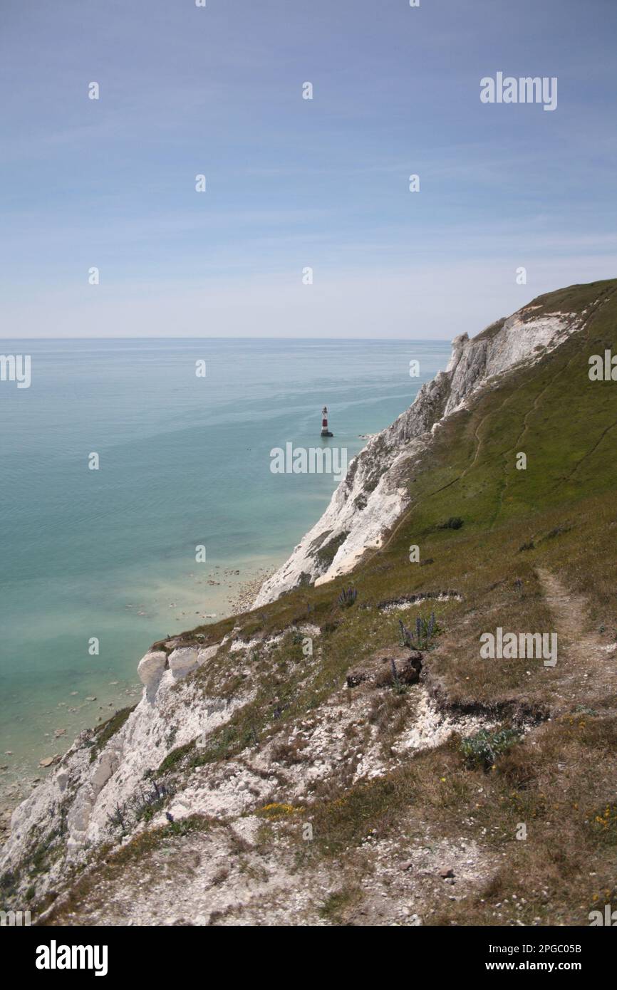 Jagged cliff faces hi-res stock photography and images - Alamy
