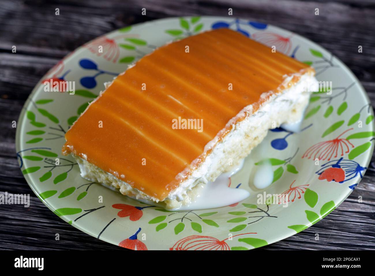 Trilece three milk cake hi-res stock photography and images - Alamy
