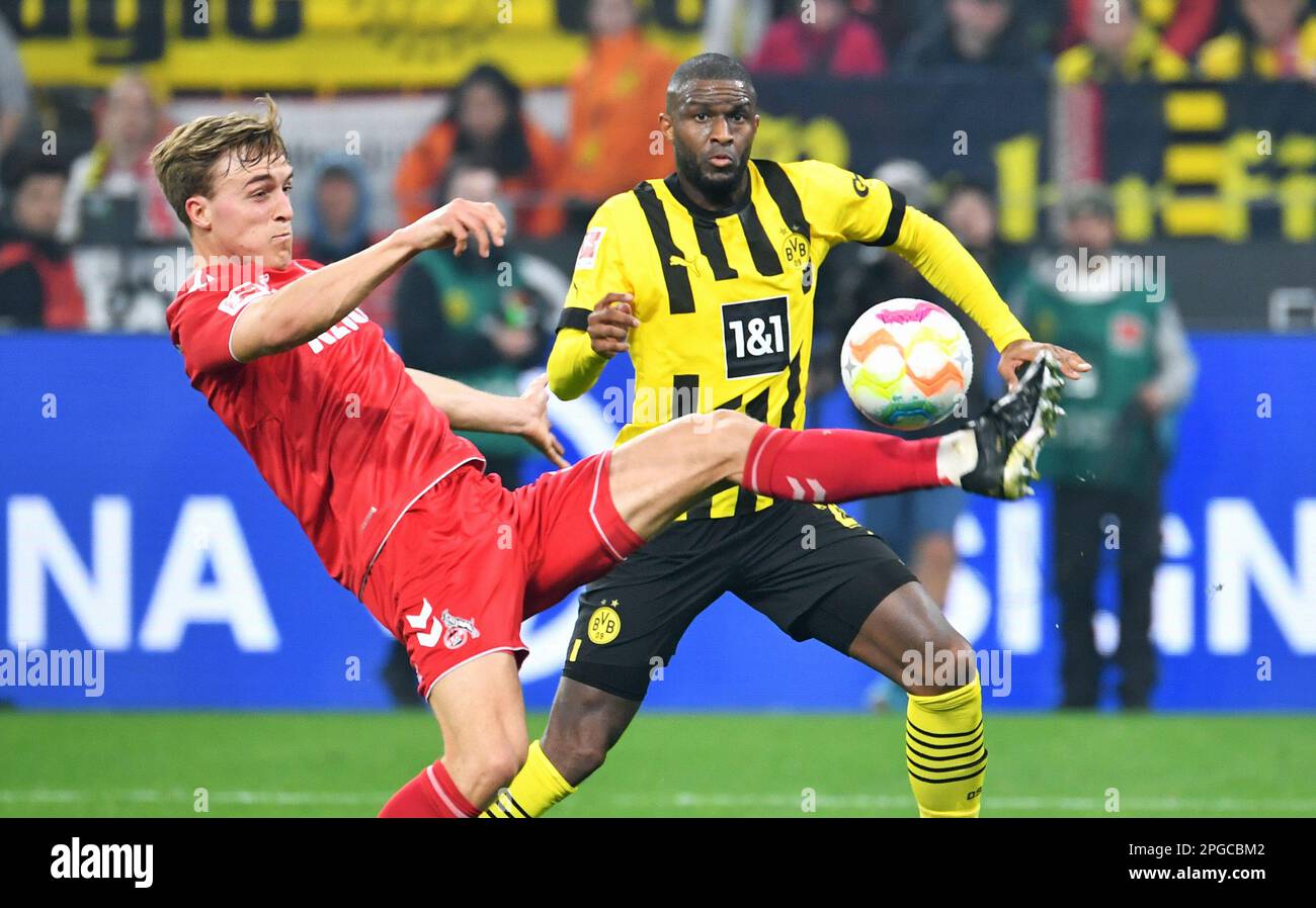 Bundesliga, Signal Iduna Park Dortmund: Borussia Dortmund vs 1. FC Köln ...