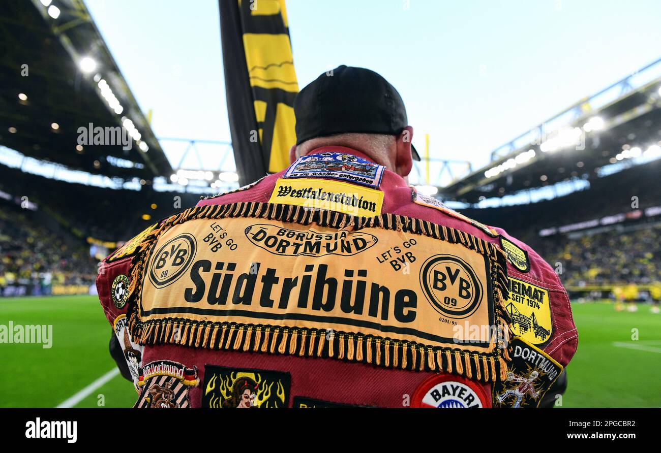 Bundesliga, Signal Iduna Park Dortmund: Borussia Dortmund vs 1. FC Köln ...