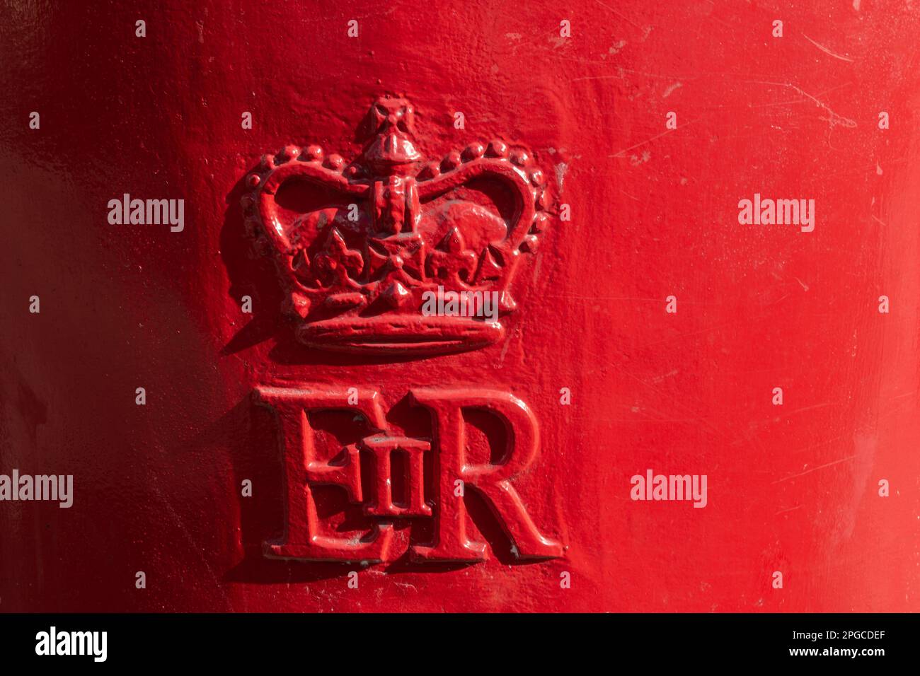 Queen elizabeth symbol hi-res stock photography and images - Alamy