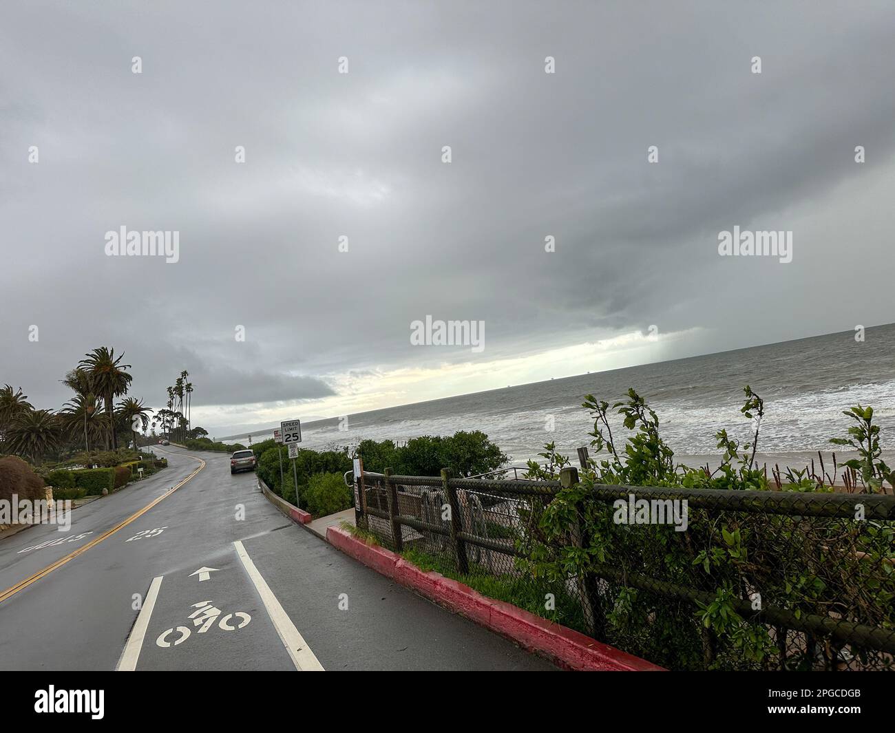 Steely sky hi-res stock photography and images - Alamy