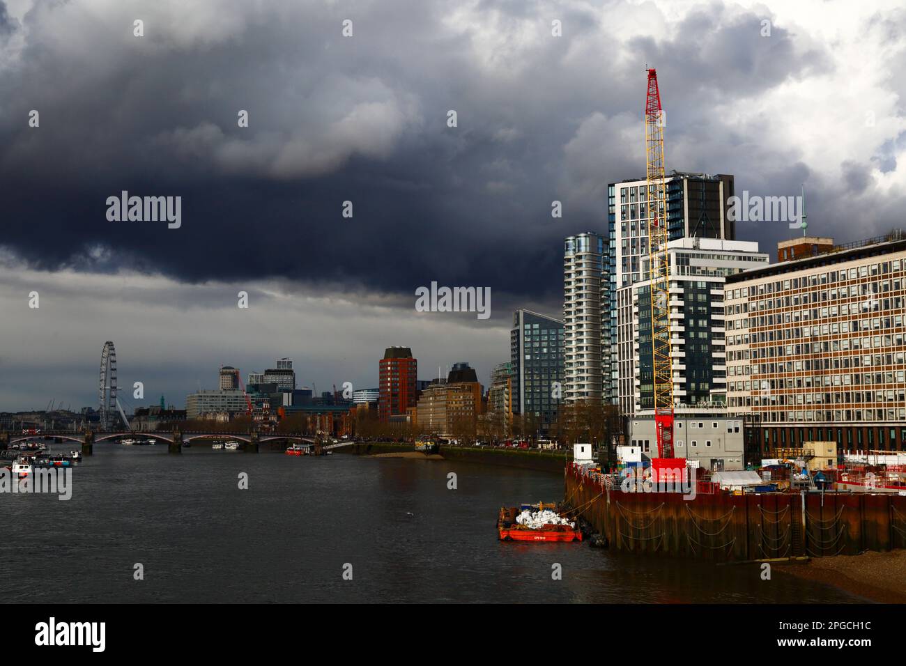 View north / downstream from Vauxhall Bridge, Lambeth Bridge and London ...