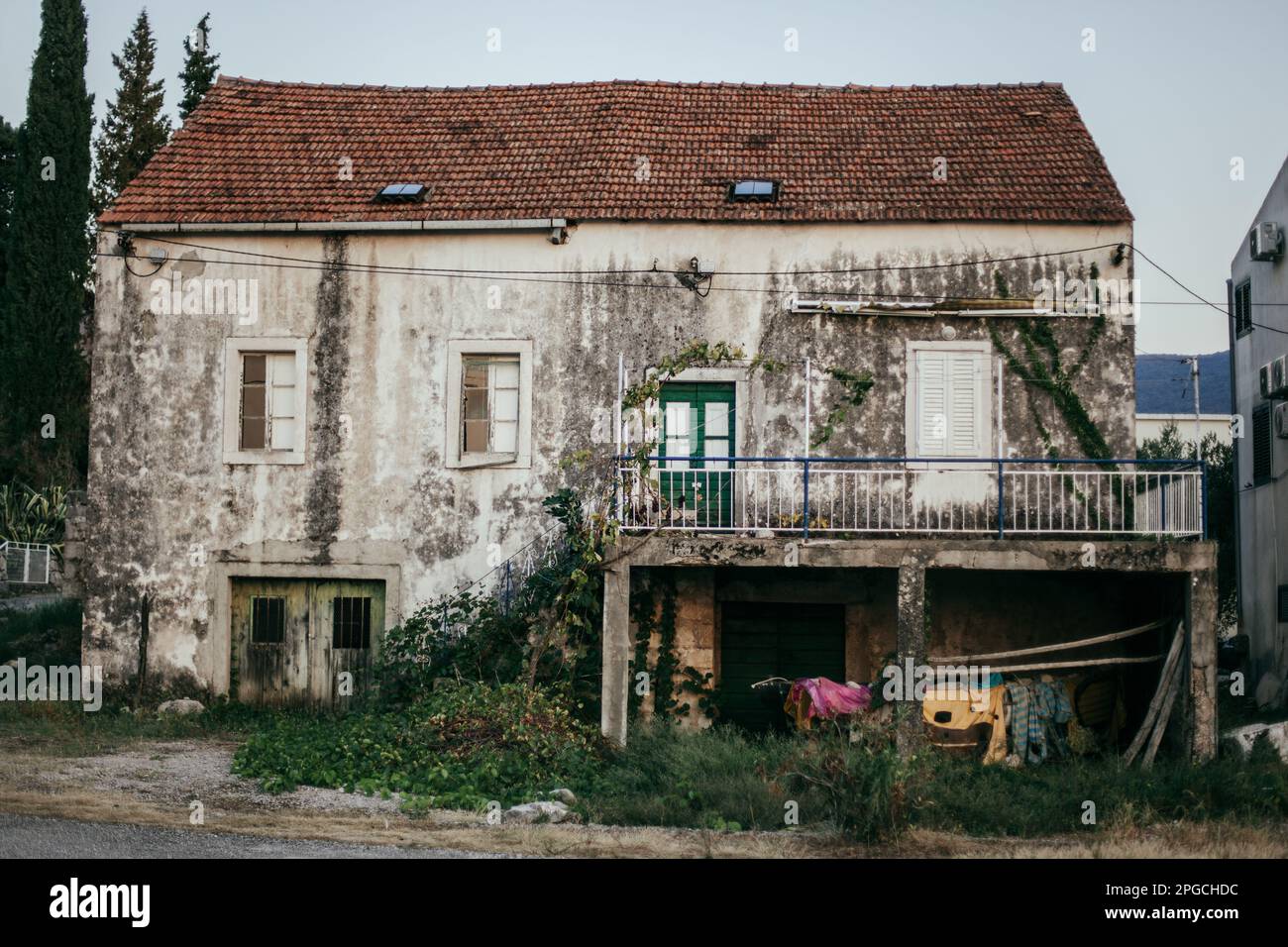 Old house in Sreser, Croatia Stock Photo - Alamy