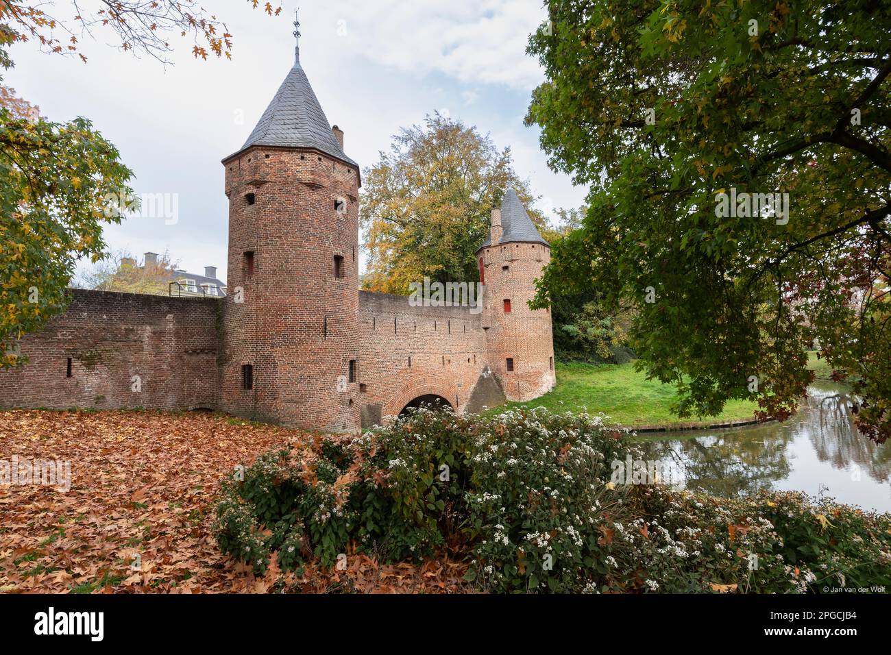 Medieval water gate Monnikendam built as part of the second city wall ...