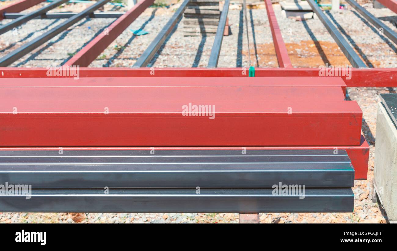 Metal support structures hi-res stock photography and images - Alamy