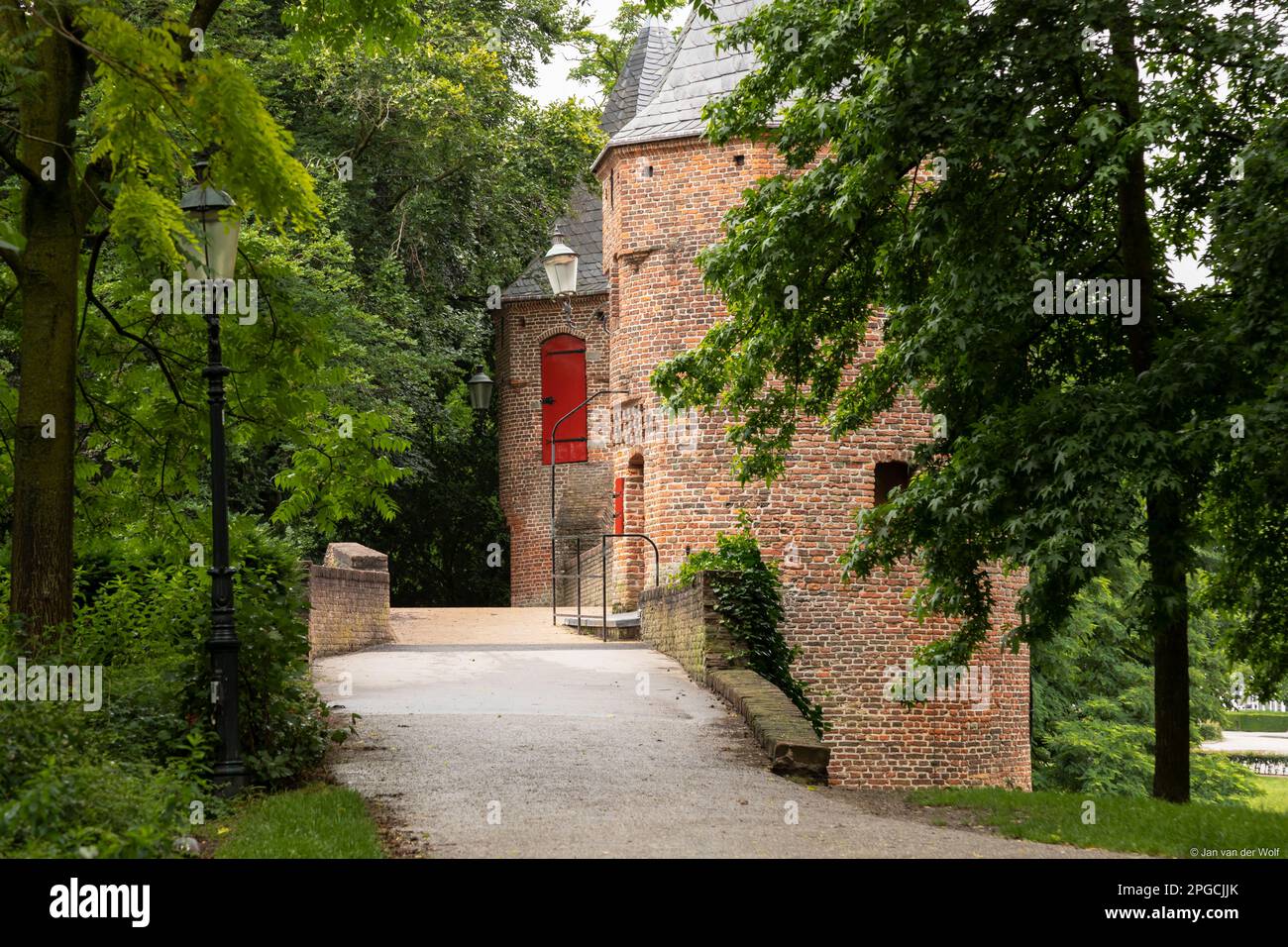 Water gate Monnikendam in the second city wall around the old historic ...