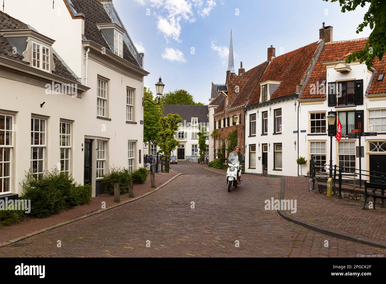 Small street in the center of the historic city center of Amersfoort ...