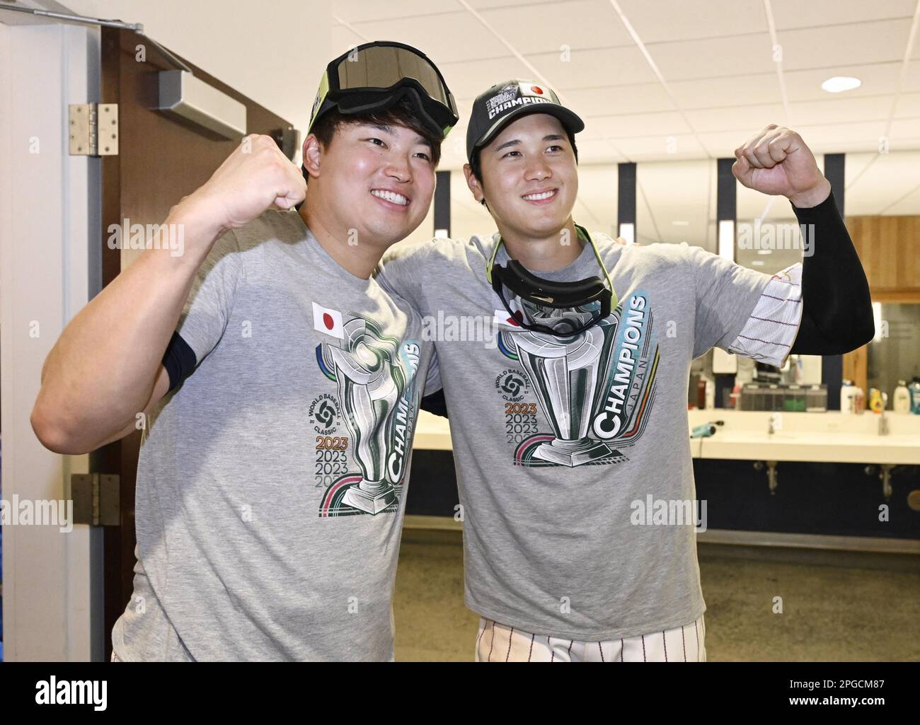 Shohei Ohtani (R) and Munetaka Murakami of Japan's World Baseball ...