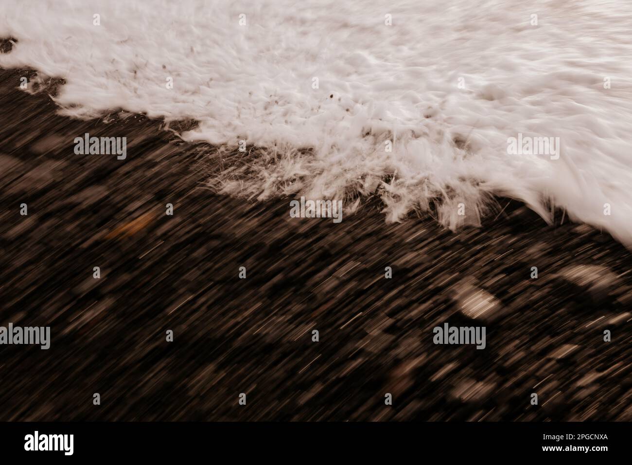 Long foamy waves move rolling hi-res stock photography and images - Alamy