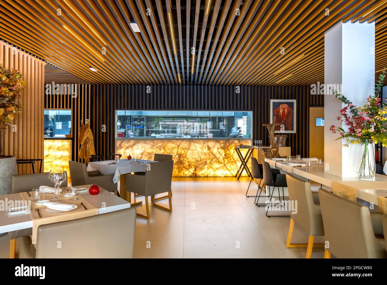 Bar restaurant interior architecture, Mediterranean design style ...