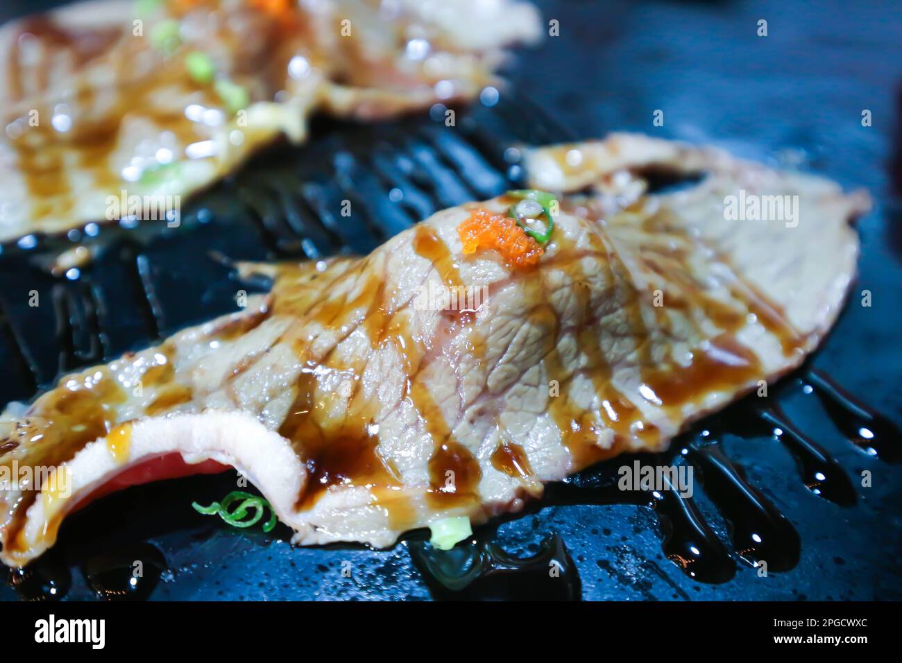 Beef maki hi-res stock photography and images - Alamy