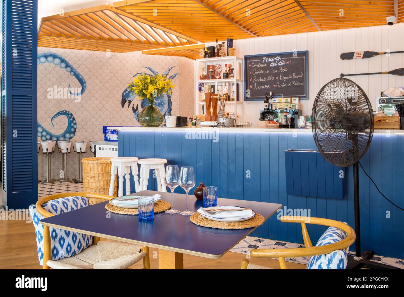 Restaurant Bar interior , Mediterranean Mallorca Spain, architecture ...