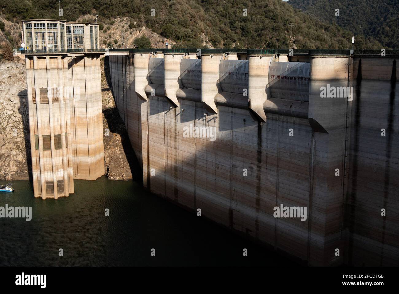 Sau, Catalonia, Spain. 22nd Mar, 2023. The dam, at the lowest level in ...