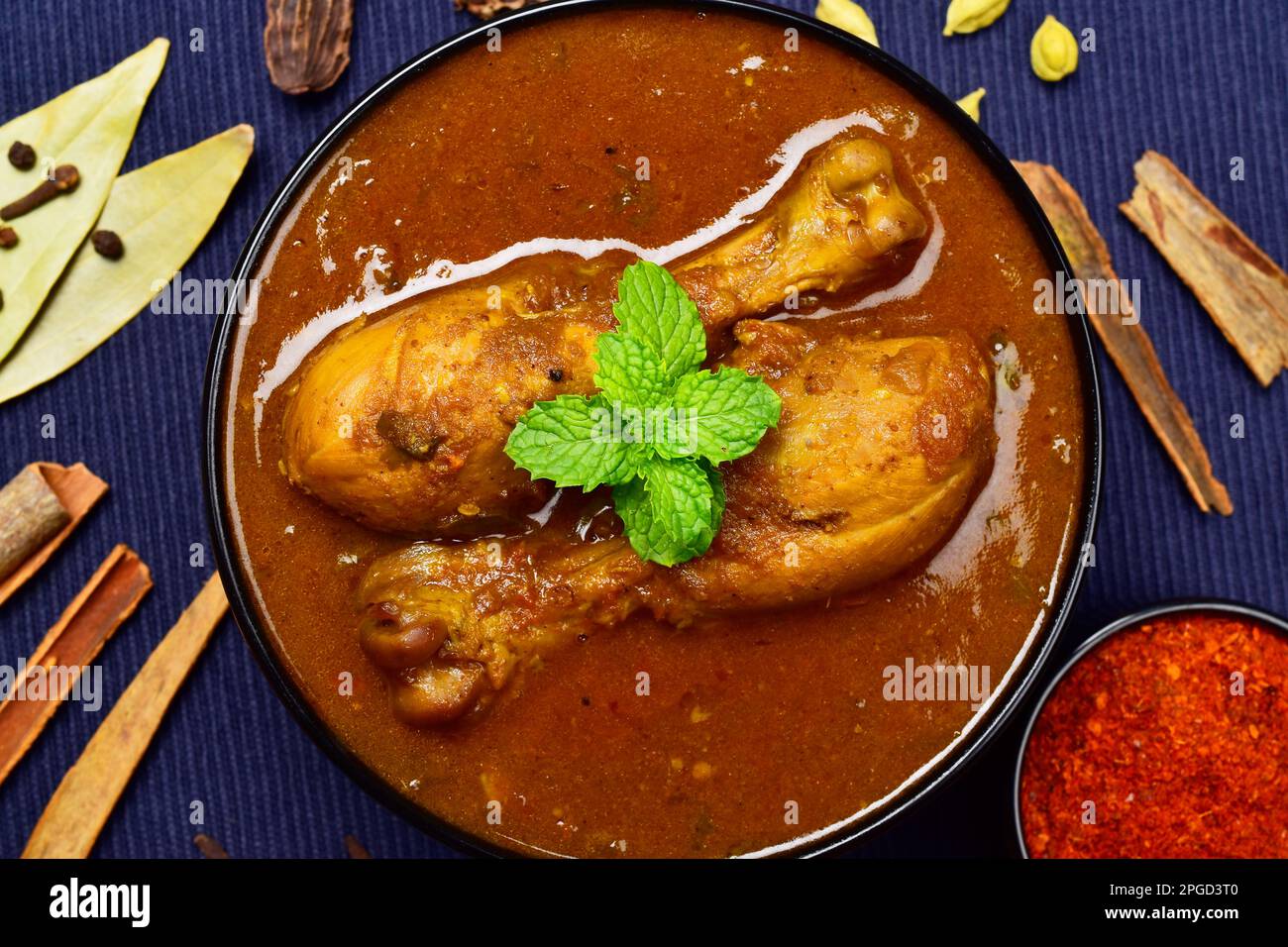 Top view of chicken curry in bowl, spicy chicken masala tari Stock ...