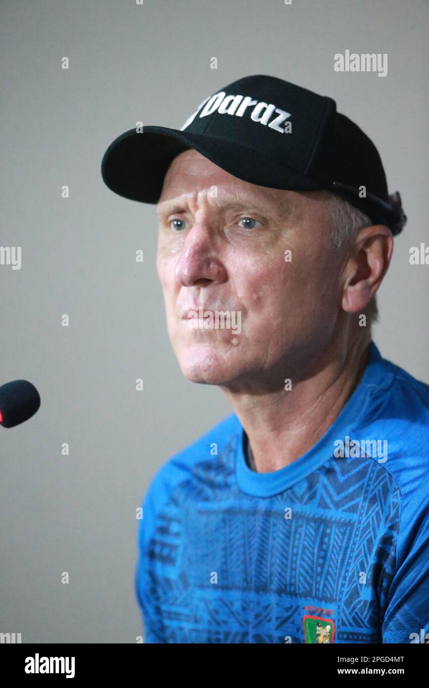 Allan donald coach hi-res stock photography and images - Alamy