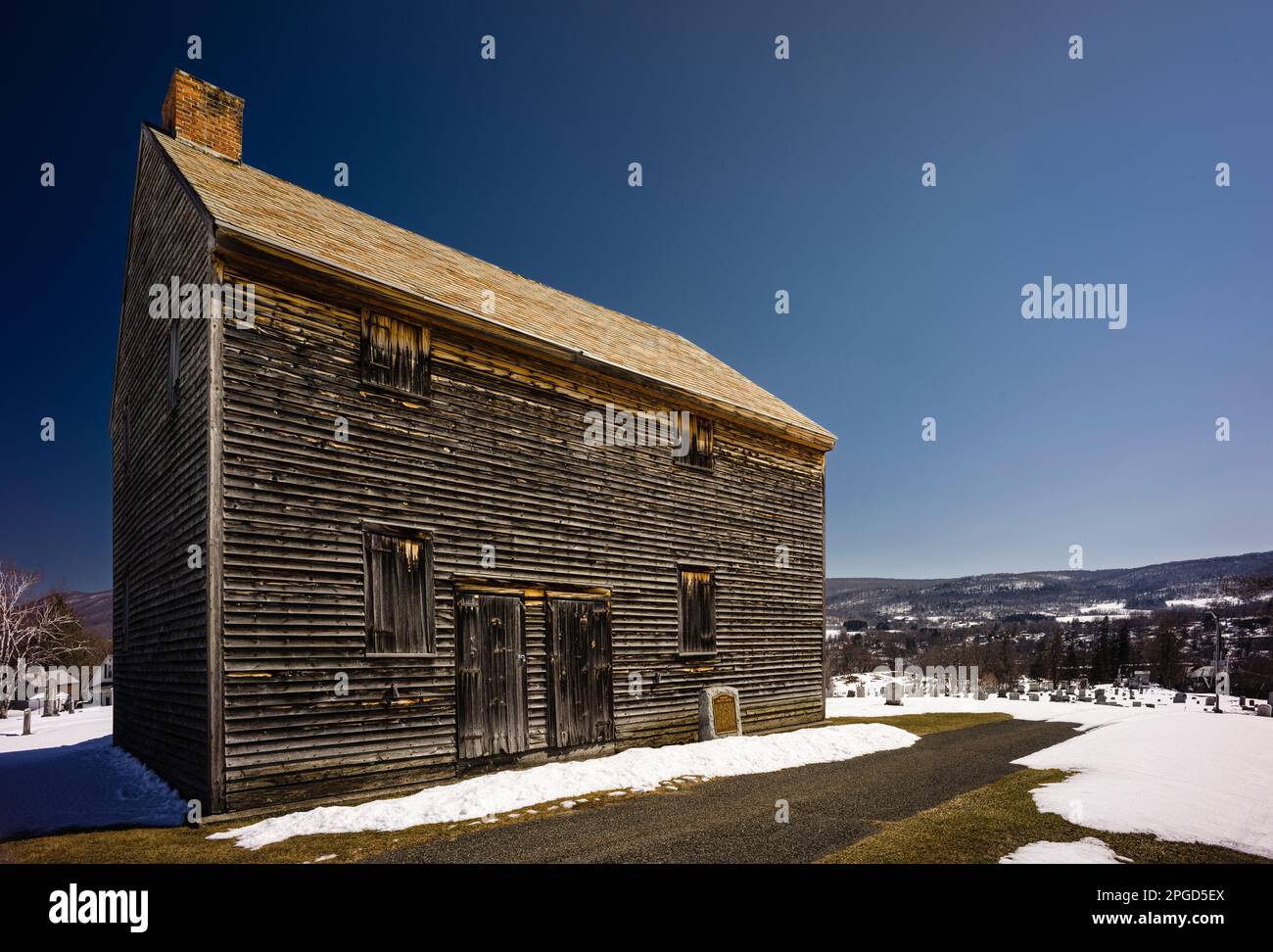Quaker Meetinghouse Adams, Massachusetts, USA Stock Photo - Alamy