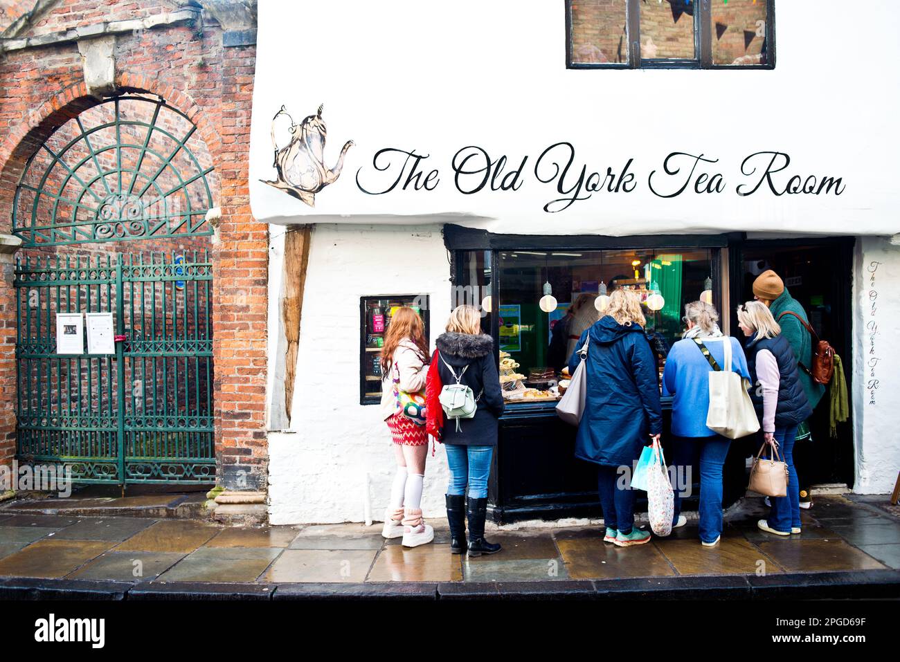 The old york tea room hi-res stock photography and images - Alamy