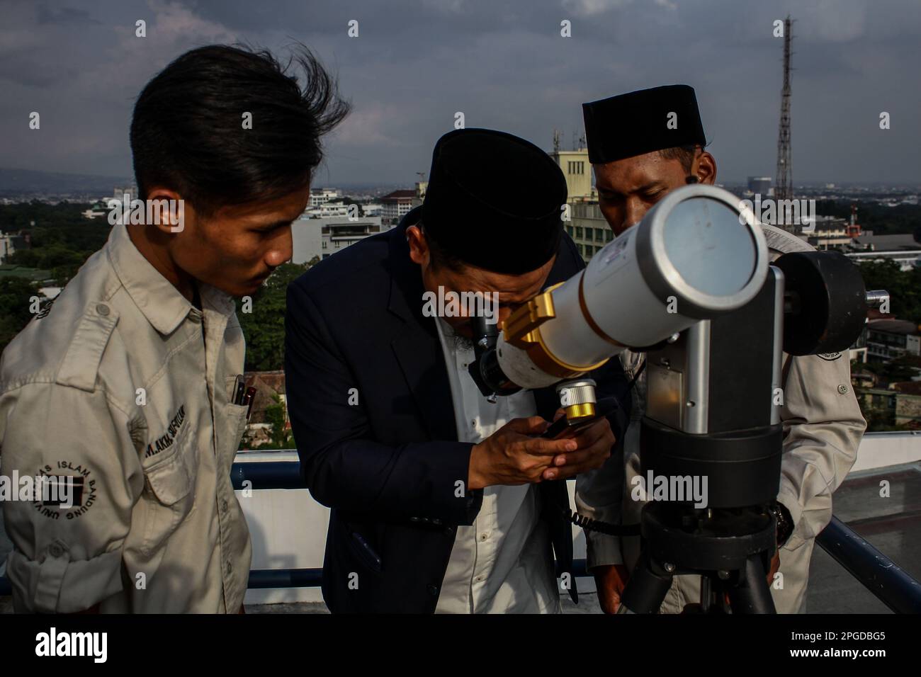 Bandung, West Java, Indonesia. 22nd Mar, 2023. Indonesian Muslim uses a ...