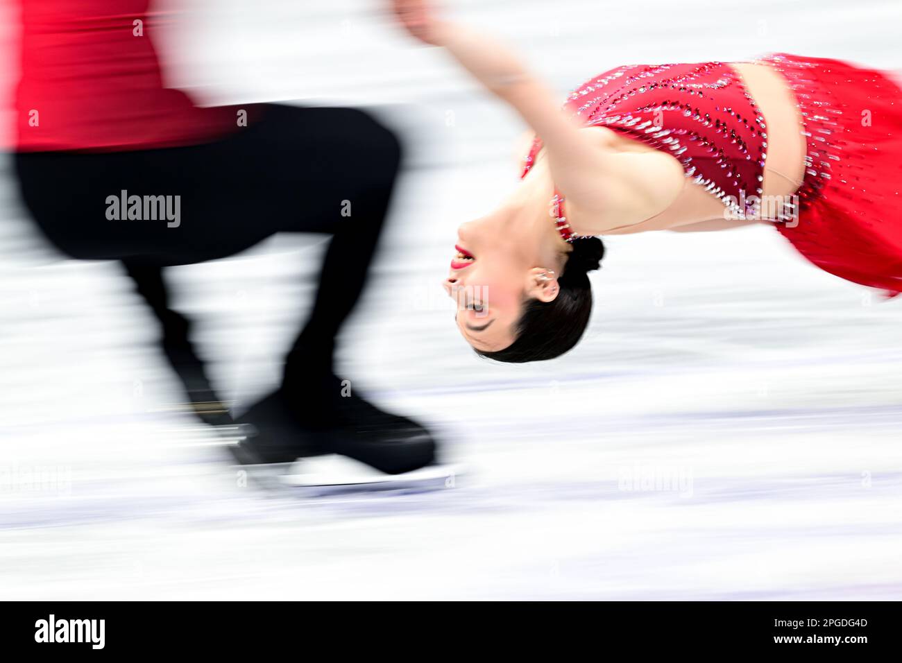 Lia PEREIRA & Trennt MICHAUD (CAN), during Pairs Short Program, at the ...
