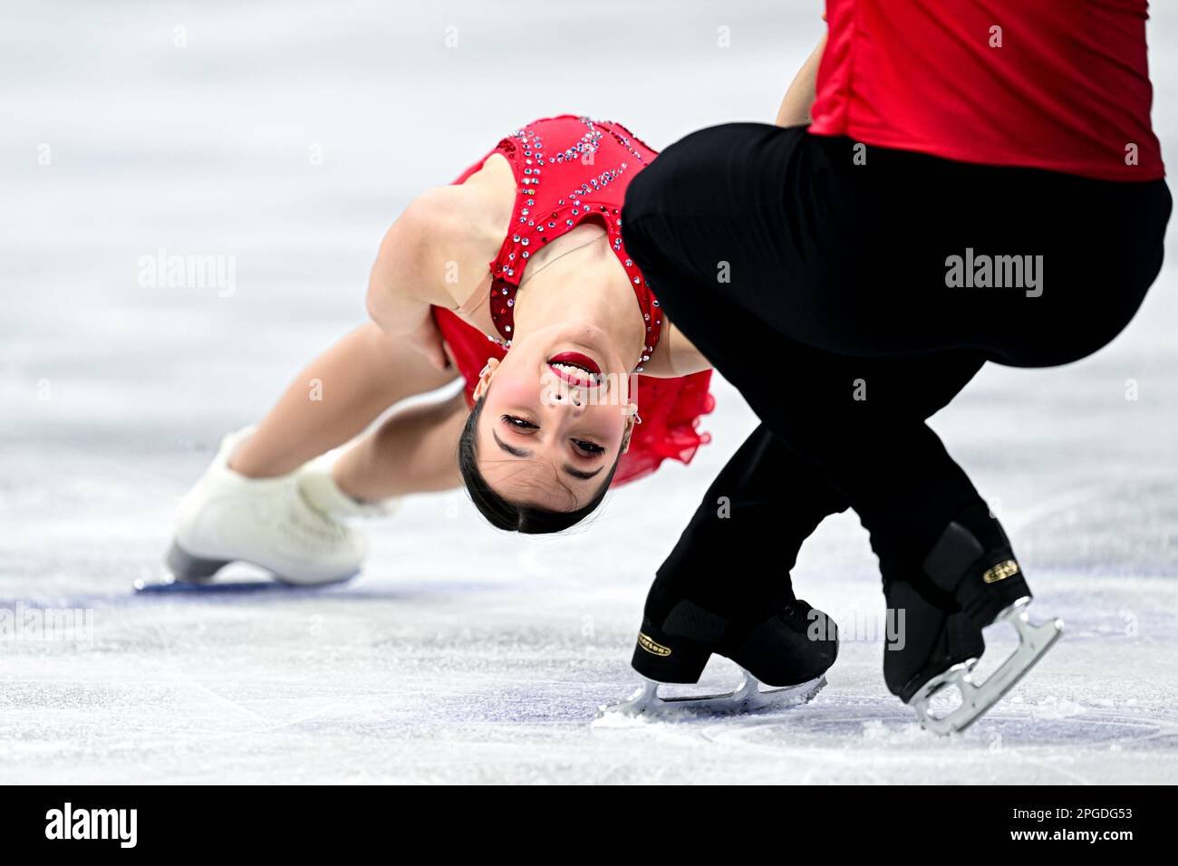 Lia PEREIRA & Trennt MICHAUD (CAN), during Pairs Short Program, at the ...