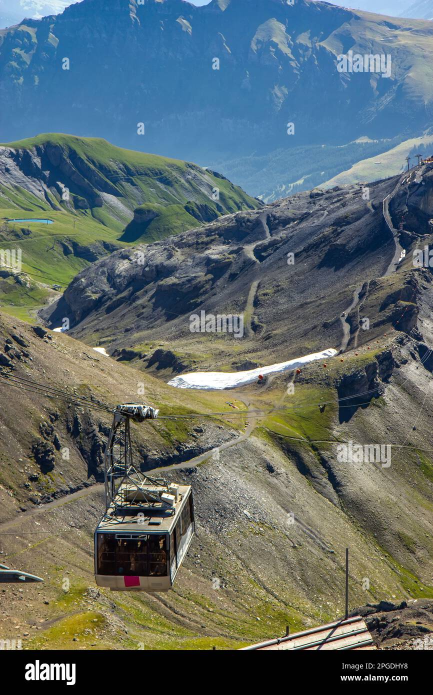 Swiss alps scenery hi-res stock photography and images - Alamy
