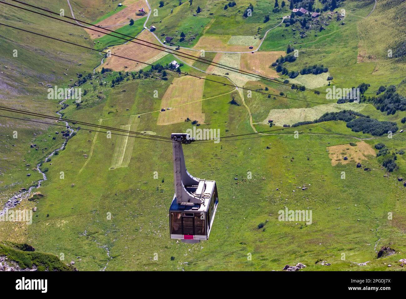 Big gondola hi-res stock photography and images - Alamy