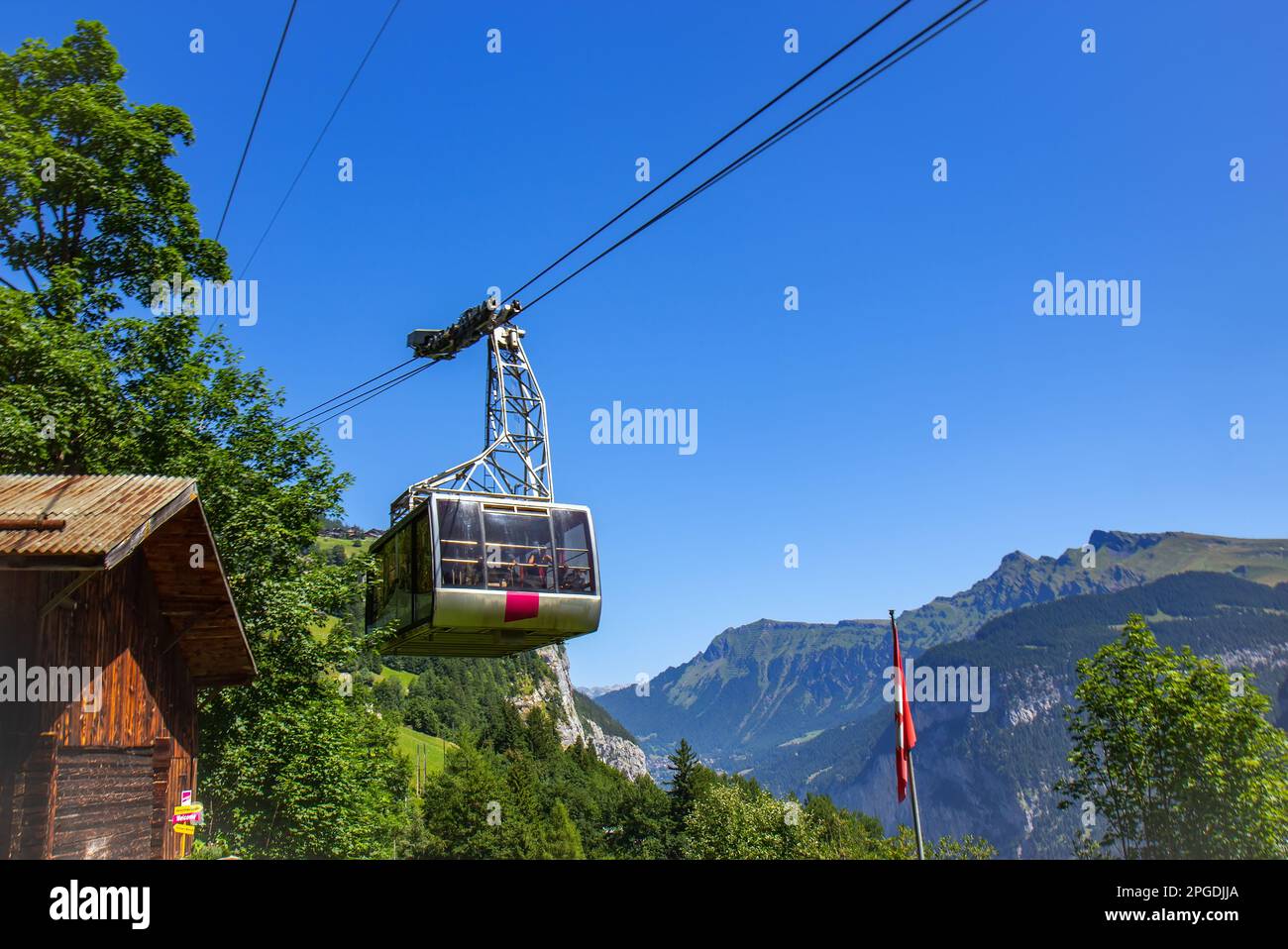 Ropeway in swiss alps hi-res stock photography and images - Alamy