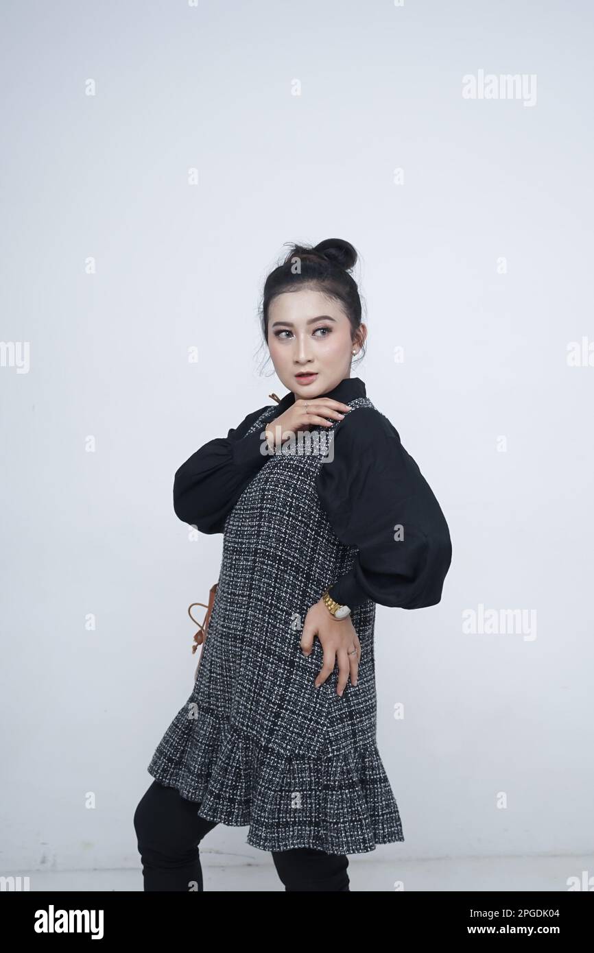 Woman in professional pose hi-res stock photography and images - Alamy