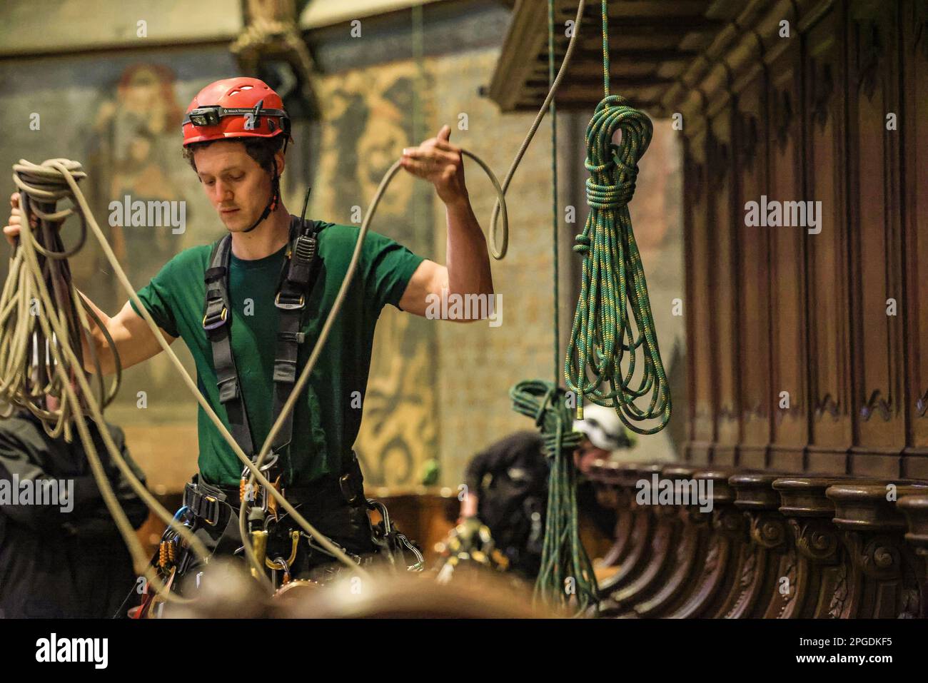 Aachen, Germany. 22nd Mar, 2023. A height climber prepares for the ...