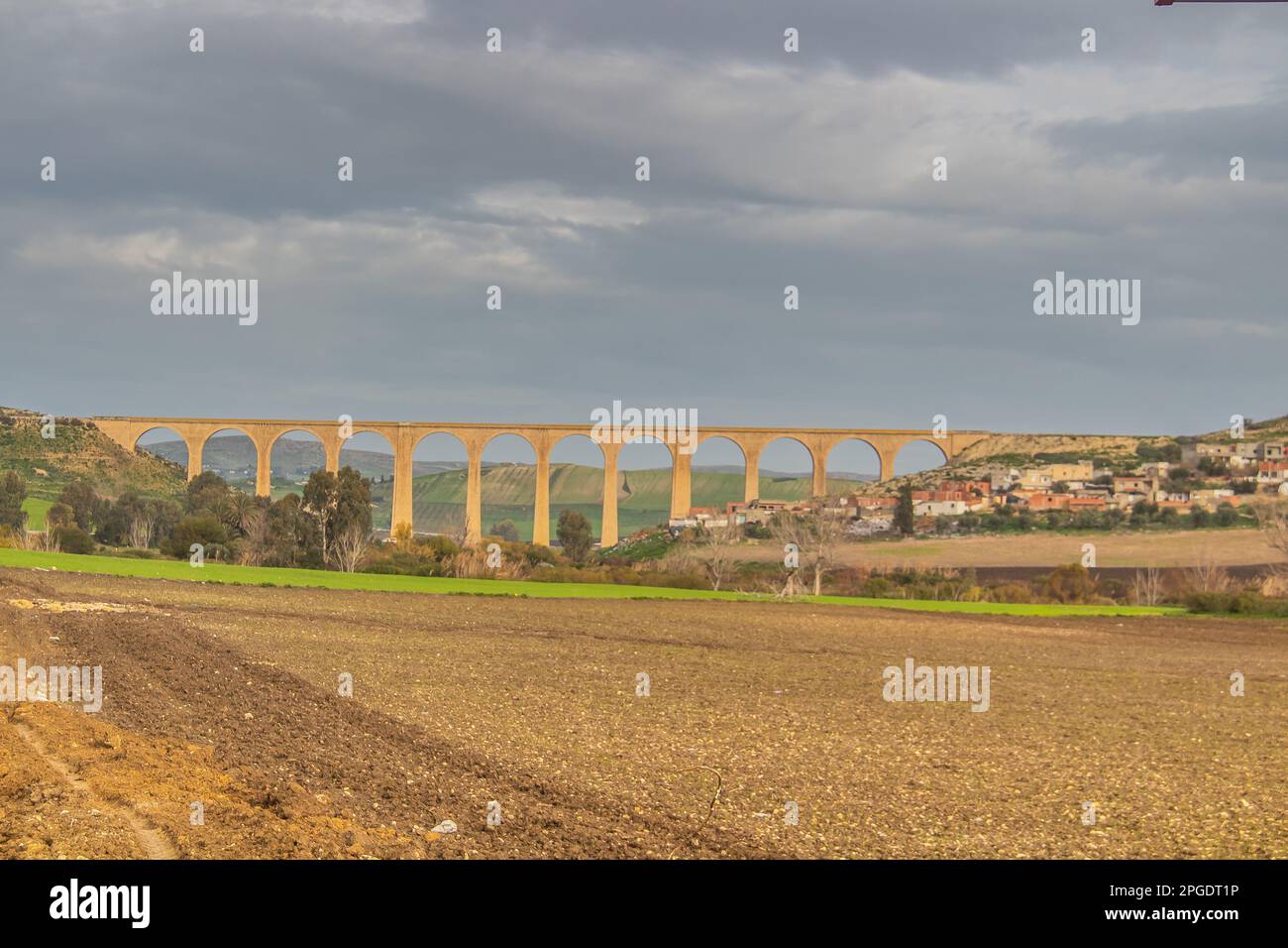 Fifth bridge of beja hi-res stock photography and images - Alamy