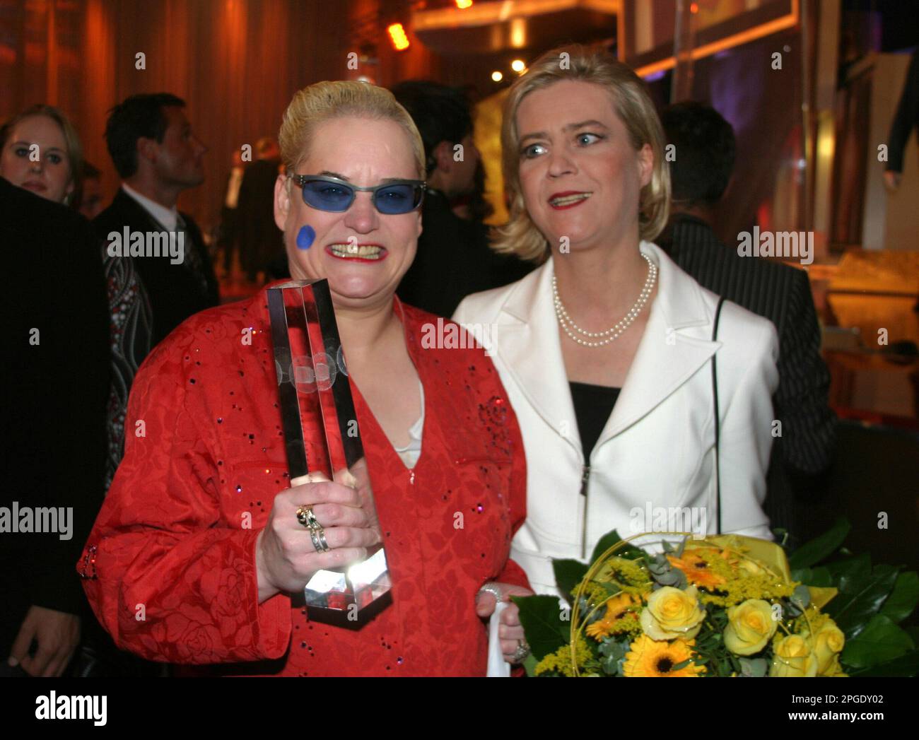 Cornelia scheel hella von sinnen hi-res stock photography and images ...