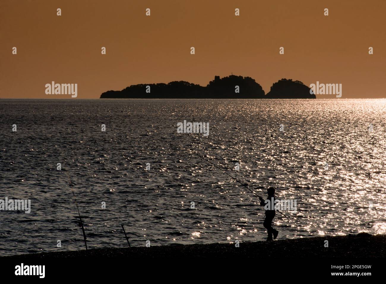 positano e le isole li galli, costa amalfitana, salerno, campania ...